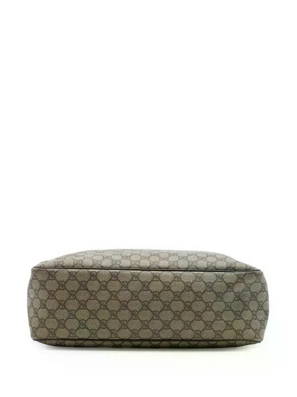 Gucci Gg Supreme Crossbody Bag