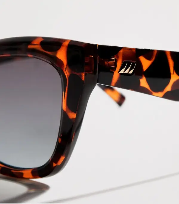Le Specs Lumen Cat Eye Sunglasses - Brown