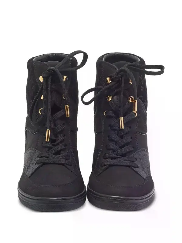 LOUIS VUITTON Cliff Monogram Sneakers