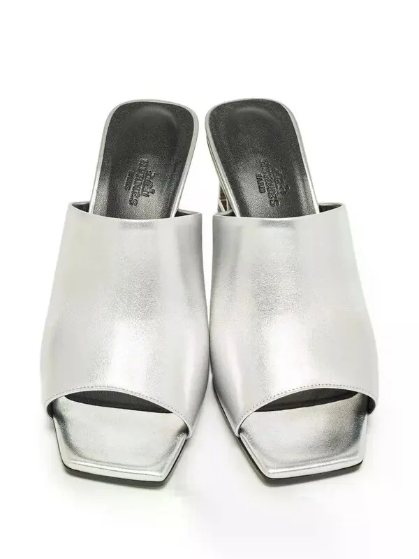 Hermès Kylie Leather Slip-on Sandals - Silver
