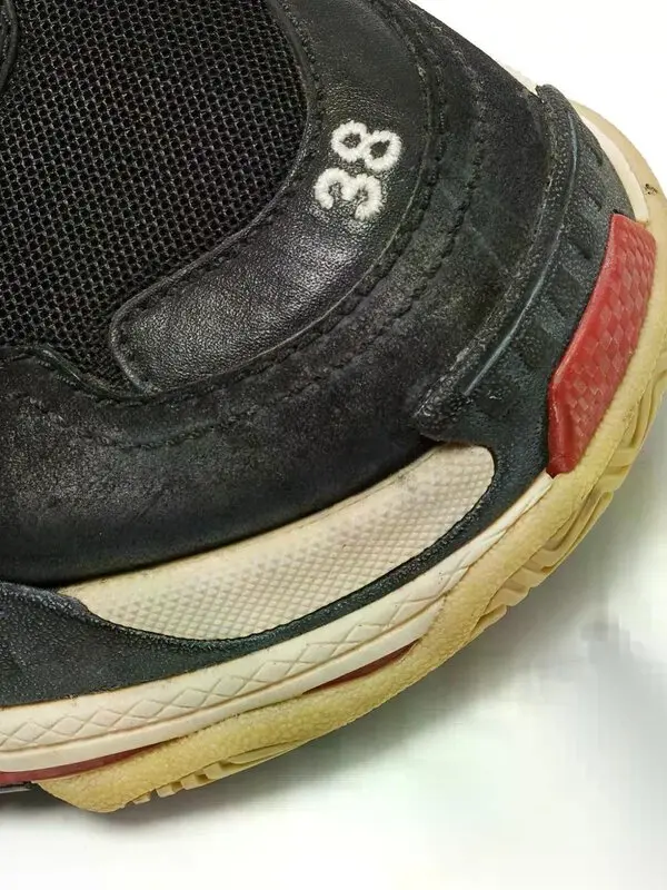 Balenciaga Triple S Low-top Sneakers