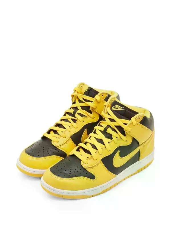 Nike Dunk Iowa Sneakers - Yellow