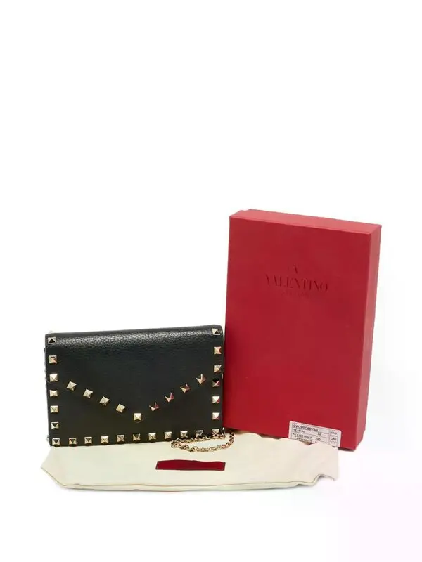 Valentino Garavani Rockstud Envelope Wallet On Chain - Black