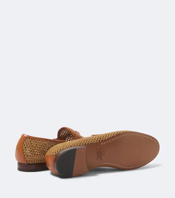 Valentino Garavani Wolfe Vlogo Raffia Loafers - Beige