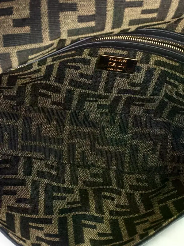 Fendi Baguette Nm Bag Zucca Canvas Shoulder Bag - Brown