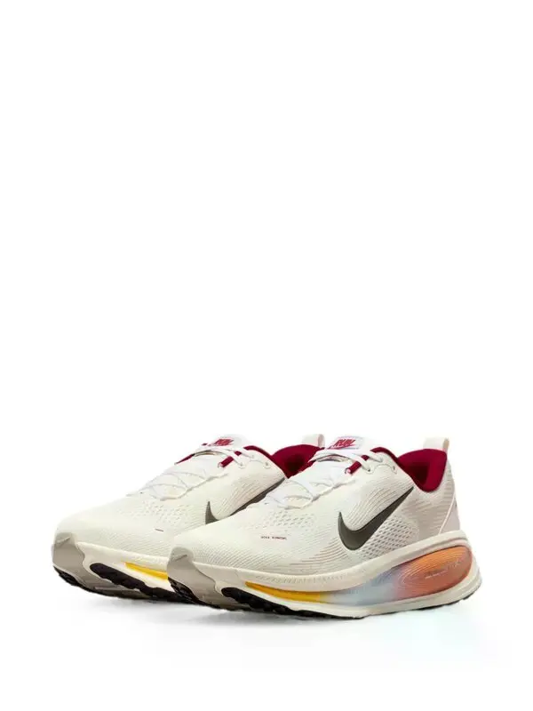 Nike Vomero 18 Sneakers