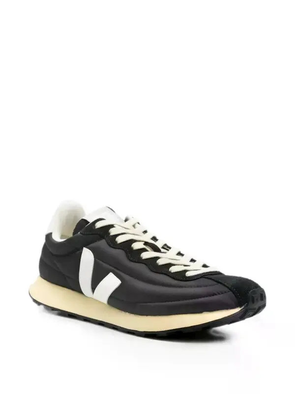 VEJA Panelled Logo Detail Sneakers - Black