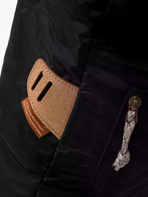 DOUGHNUT Logo-patch Buckle-fastening Backpack