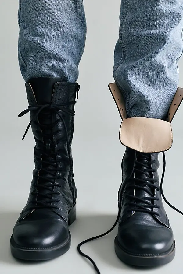 SILENT D Classic Lace-up Combat Boots
