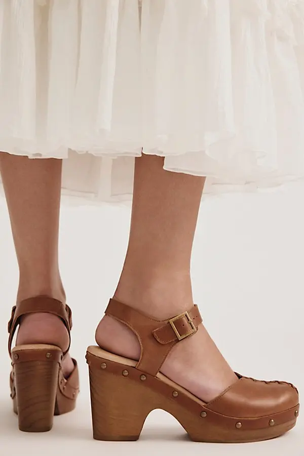 FP COLLECTION Studded Wooden Platform Clogs With Adjustable Ankle Straps - Tan