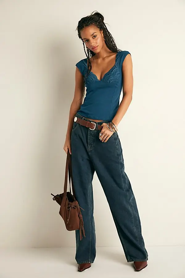 INTIMATELY Lace Trim Sweetheart Neck Tee - Deep Dive