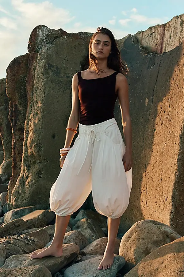 INTIMATELY Asymmetrical Seamless Tank Top - Fp Fudge