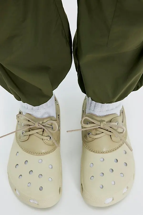 CROCS Classic Boat Shoe Clogs