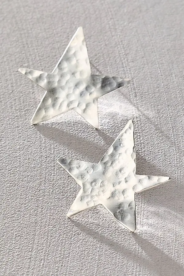 LAURA MAR Star Stud Earrings