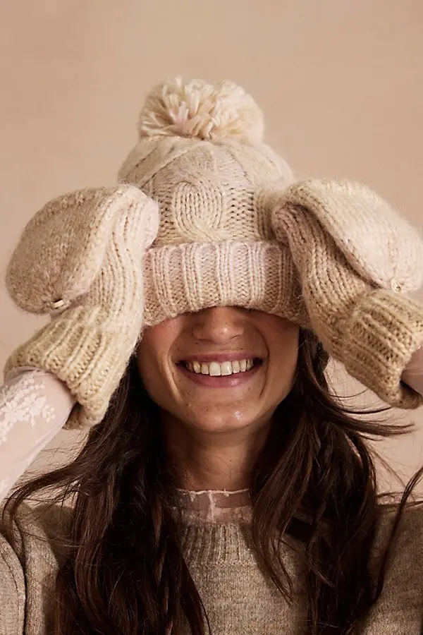 Free People Chunky Knit Beanie And Glove Set