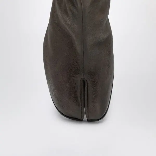 MAISON MARGIELA Tabi Ankle Boots In Leather - Brown