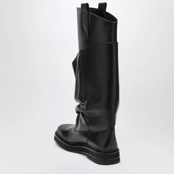 Attico Robin Passeggiata Combat Boots In Calf Leather - Black