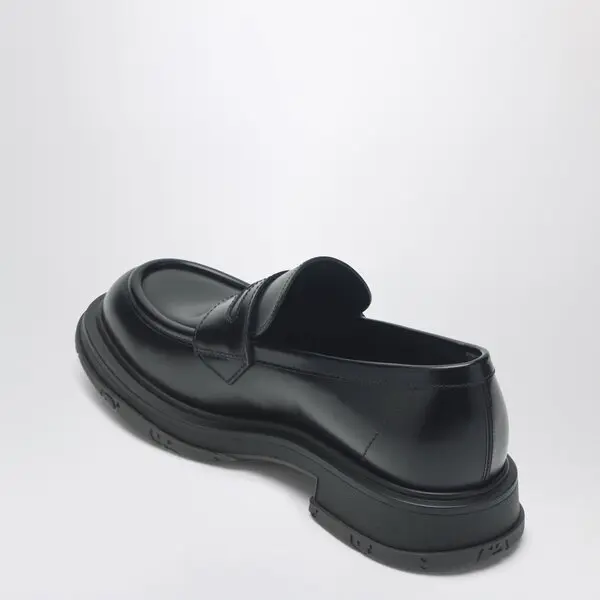 Gucci Leather Loafers With Logo Detail