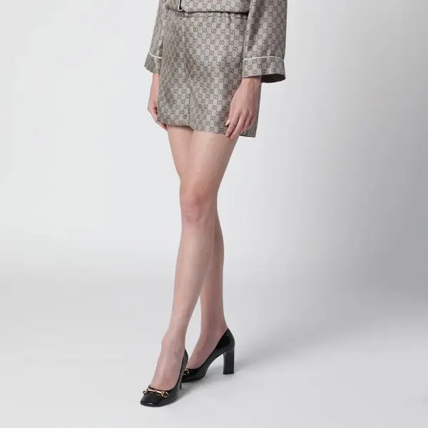 Gucci Silk Twill Shorts With Gg Print - Beige