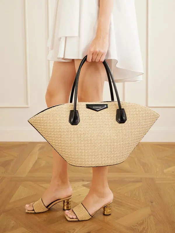 Givenchy Antigona Small Raffia Tote - Neutrals