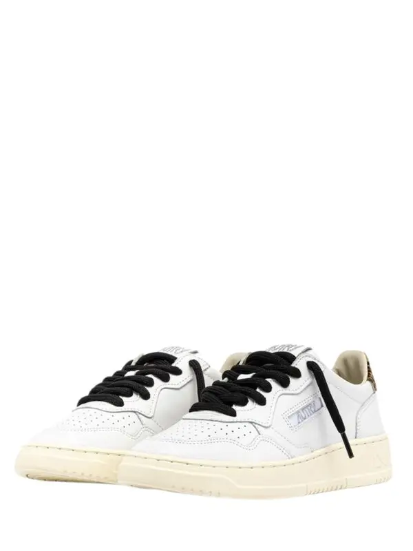 AUTRY Medalist Low Sneakers With Leopard Print Heel Detail - Multi