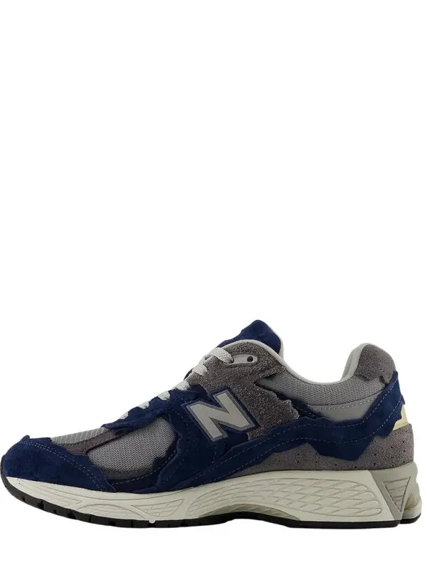 NEW BALANCE 2002r Lace-up Sneakers - Blue