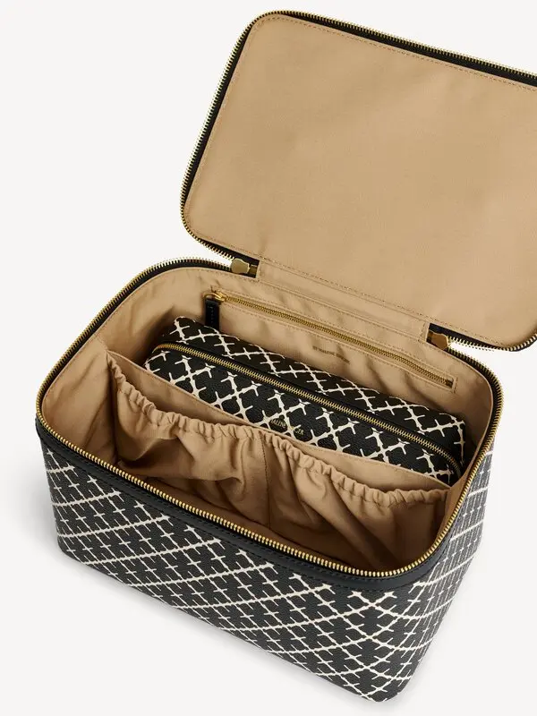 BY MALENE BIRGER Bae Beauty Cosmetics Case - Black