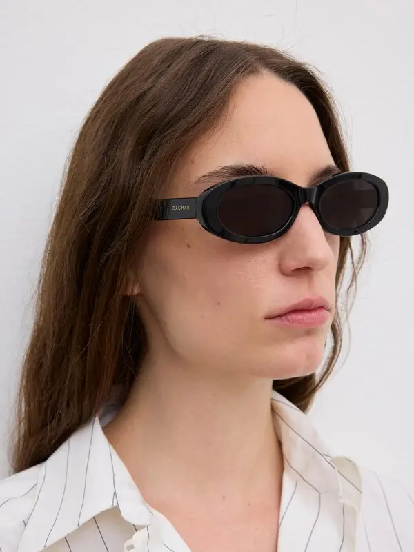 HOUSE OF DAGMAR Wide Oval Sunglasses - Black
