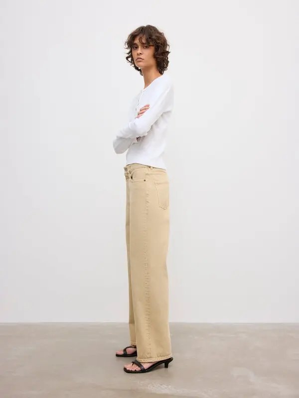 HOUSE OF DAGMAR Cropped Straight Leg Jeans