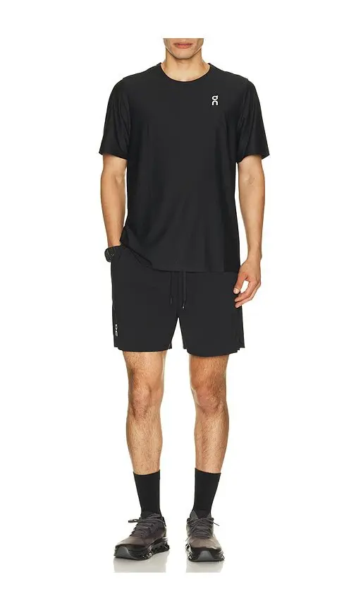 On Court-t - Black