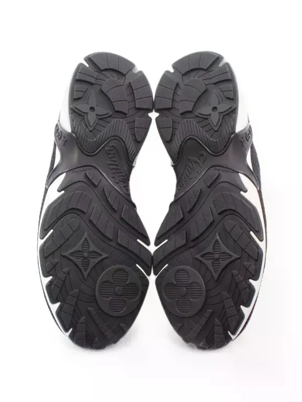LOUIS VUITTON Olympia Sneakers