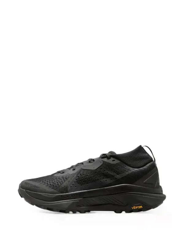 Nike Zegama Trail Running Sneakers