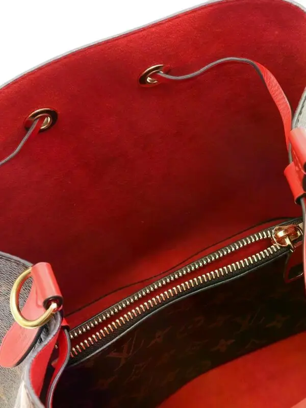 LOUIS VUITTON Monogram Neonoe Shoulder Bag - Brown