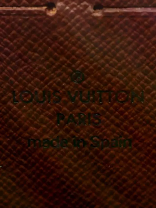LOUIS VUITTON 2009 Monogram Zippy Long Wallets