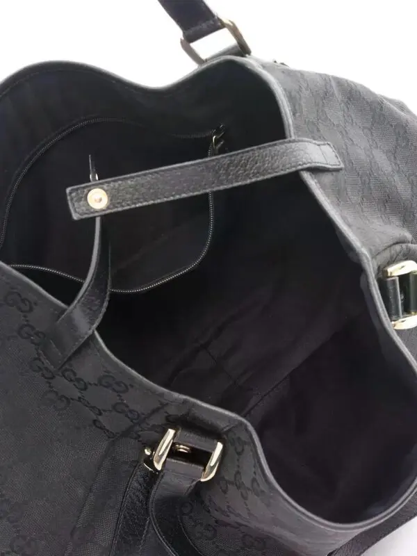 Gucci Abbey Gg Canvas Shoulder Bag - Black