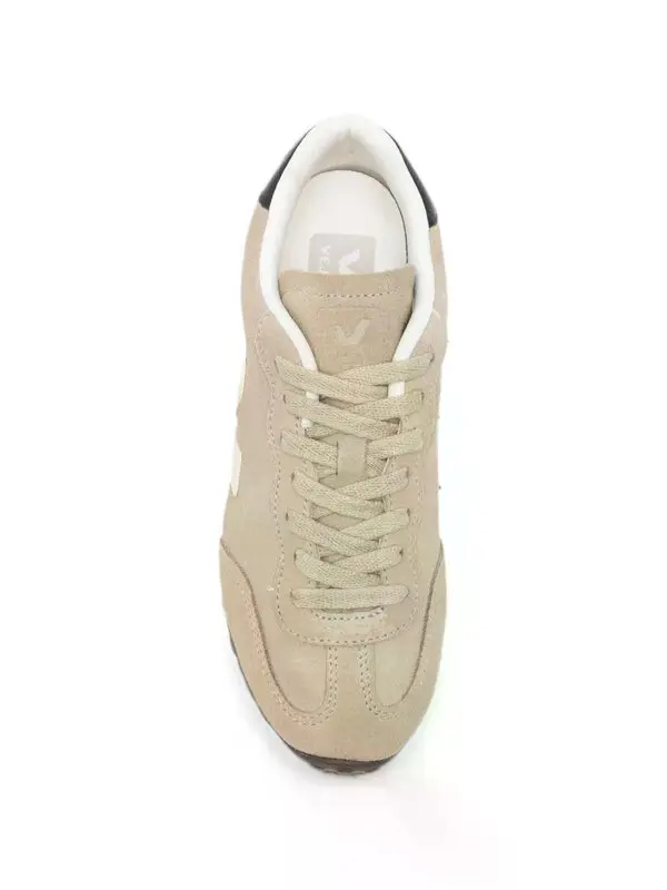 VEJA Gt Logo-patch Lace-up Suede Sneakers - Neutrals