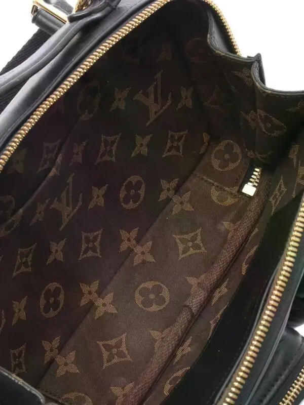 LOUIS VUITTON Utility Mini Crossbody Bag - Black