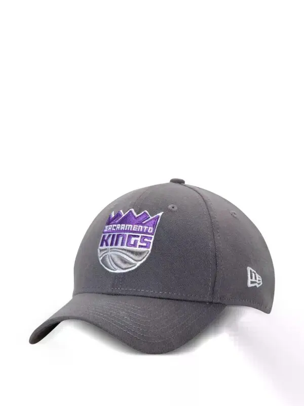New Era 39thirty Sacramento Kings Team Classic Flex Fit Cap - Grey