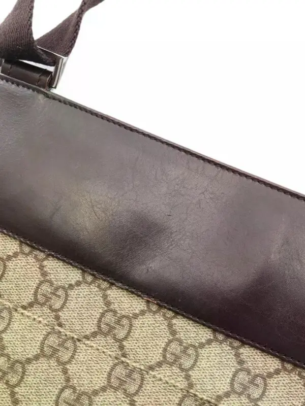 Gucci Gg Supreme Cross Body Bag