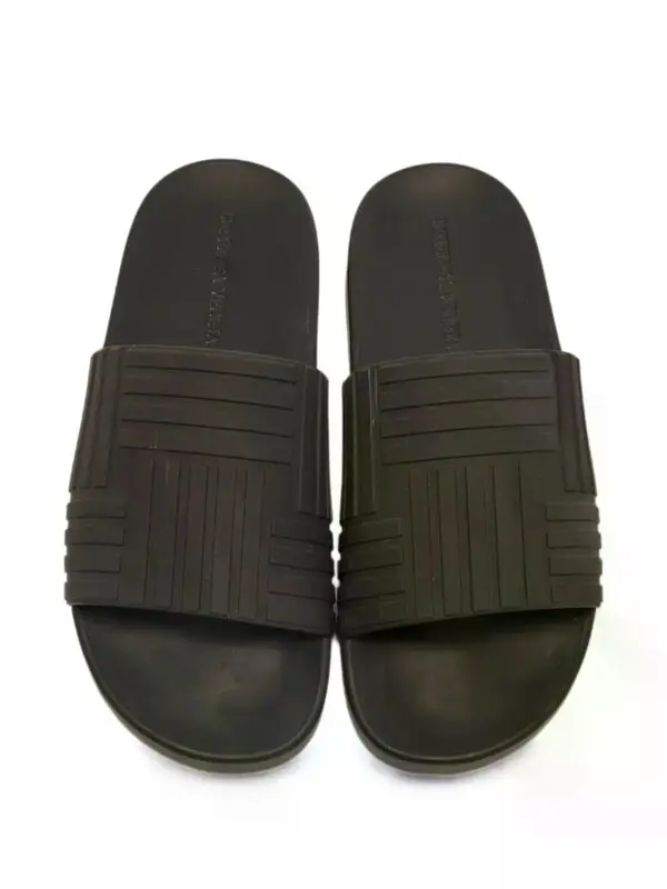 Bottega Veneta Embossed Logo Slides - Black