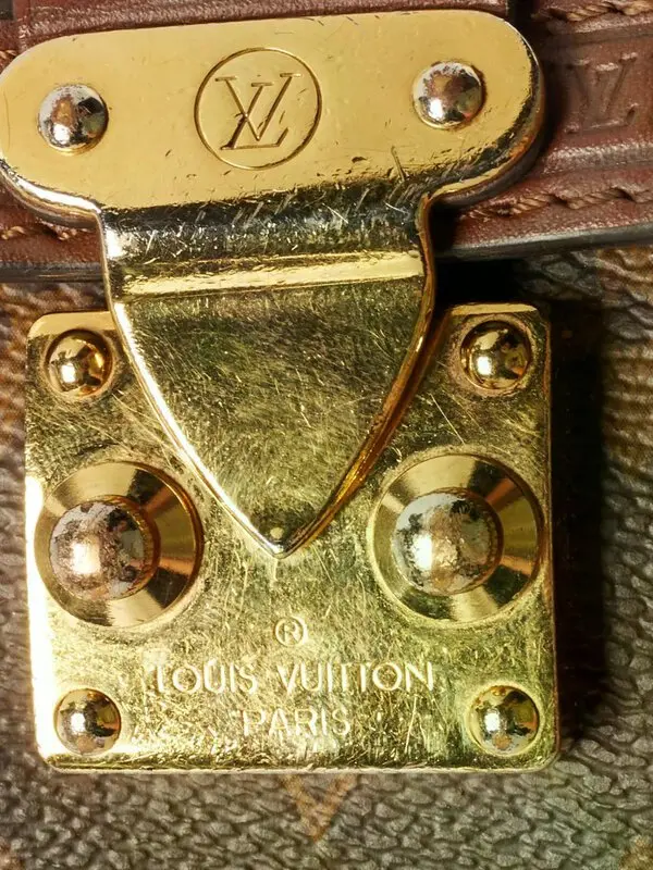 LOUIS VUITTON Papillon Trunk Shoulder Bag