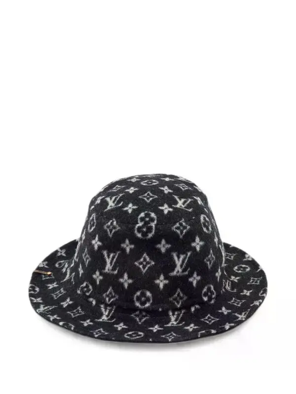 LOUIS VUITTON Monogram Bucket Hat - Black