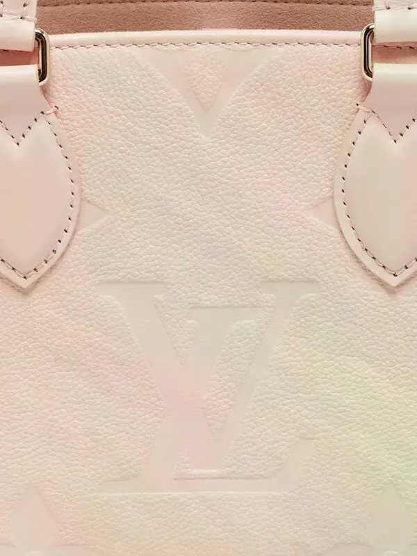 LOUIS VUITTON Monogram Giant Onthego Tote Bag - Pink