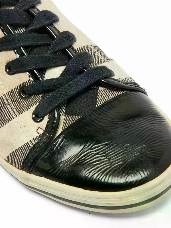 Burberry Nova Check Canvas Lace-up Low-top Sneakers