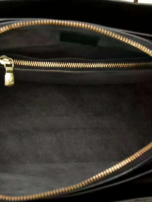 LOUIS VUITTON Epi Pont Neuf Pm Handbag - Black