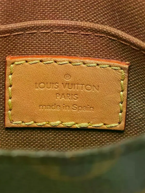 LOUIS VUITTON Petit Sac Plat Monogram Tote Bag - Brown