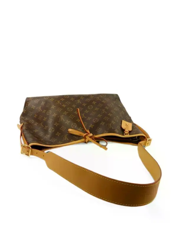LOUIS VUITTON Monogram Canvas Shoulder Bag