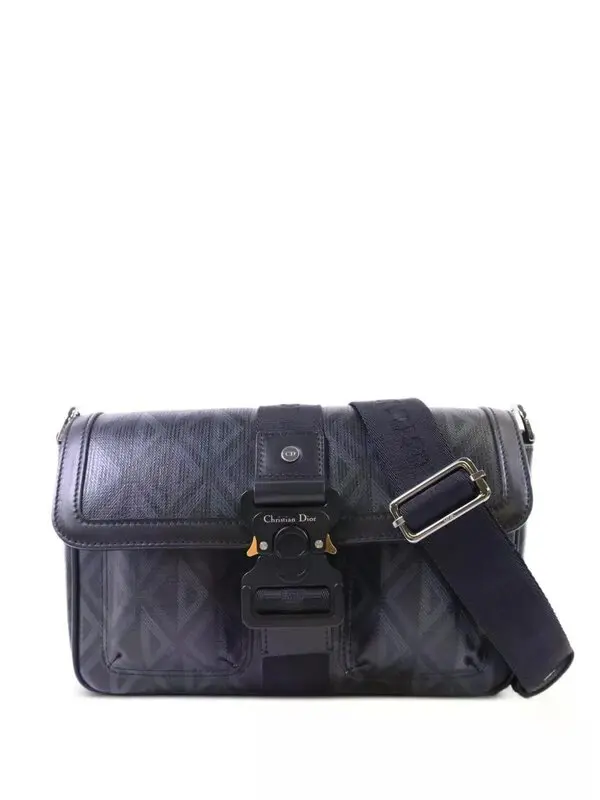 Dior Hit The Road Cd Diamond Shoulder Bag - Black