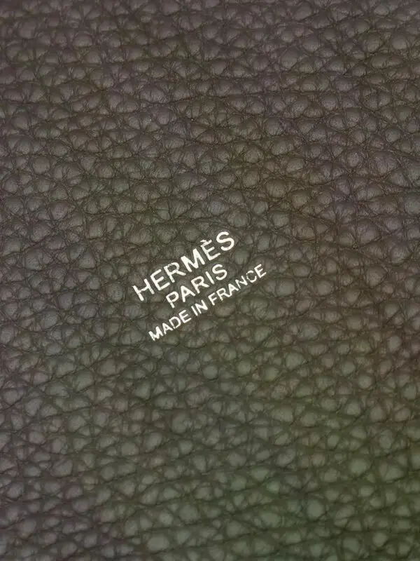 Hermès Clemence Picotin Lock 22 Handbag