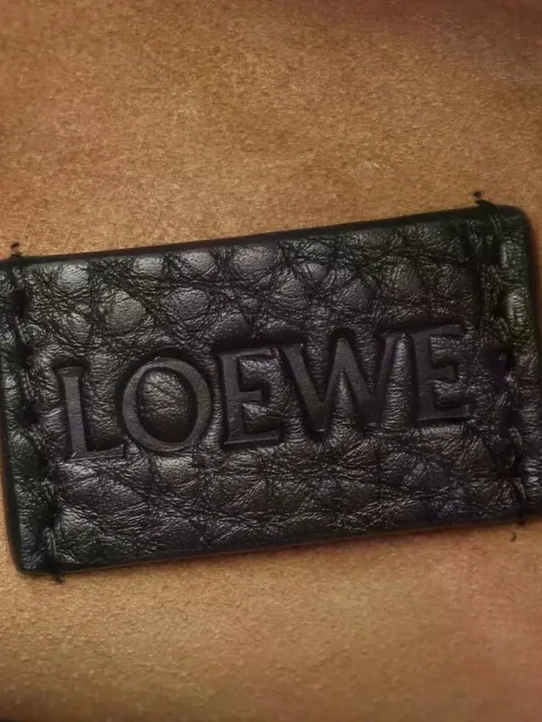 Loewe Pebble Grain Leather Messenger Bag - Black